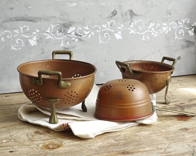 Vintage Androck Sifter, 1950's Kitchen Scene, Hand-i-sift, Red Handle ...