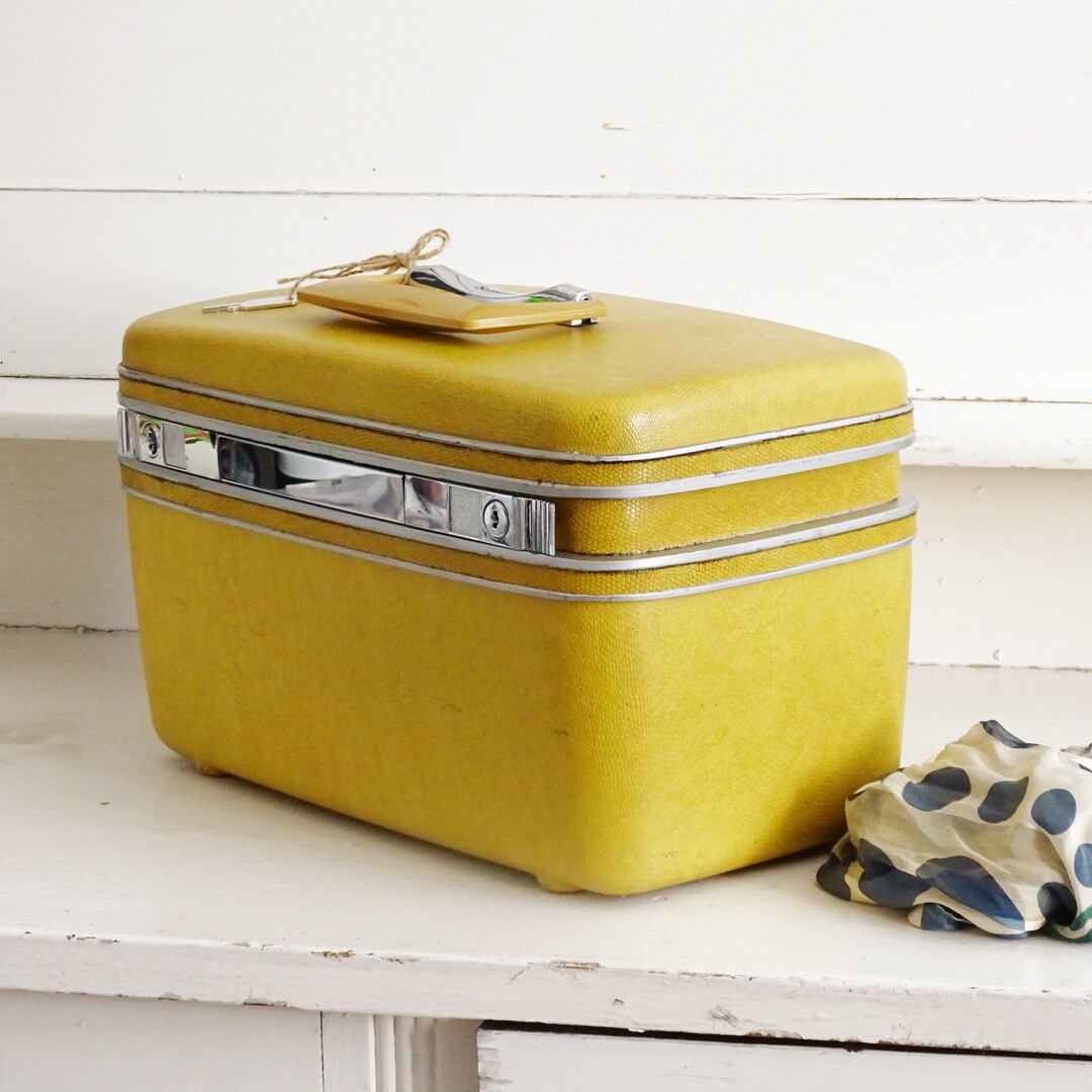 Yellow Samsonite Train Case, Travel Makeup Vanity Case, Cosmetic ...