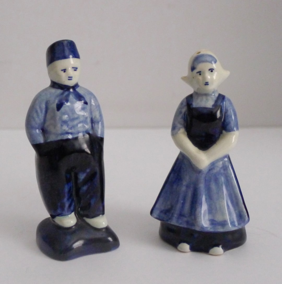 Vintage Blue Delfts Dutch Traditional Couple Salt & Pepper Shaker Set ...