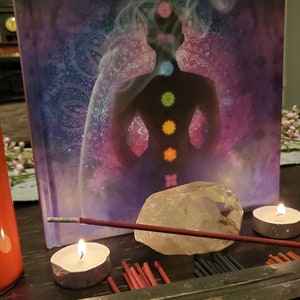 100 ASSORTED CHAKRA INCENSE Sticks 13 Each of the 7 Chakras Plus 9 ...