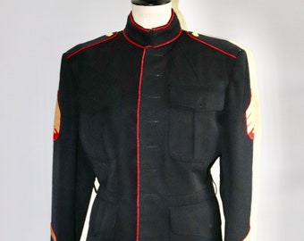 Authentic U.S Marine Corp USMC Dress Blue Jacket Coat DSCP Crown ...