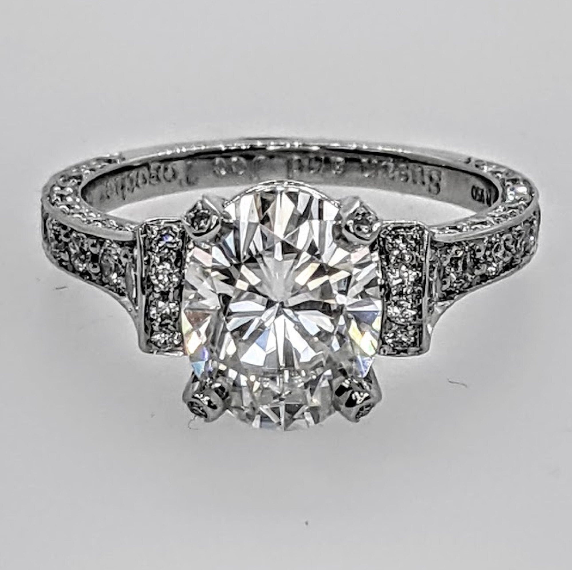 Large Oval Diamond Graduated Engagement Ring 3 Carat Lab Grown - Etsy