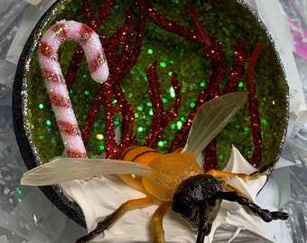Bee Diorama - Etsy