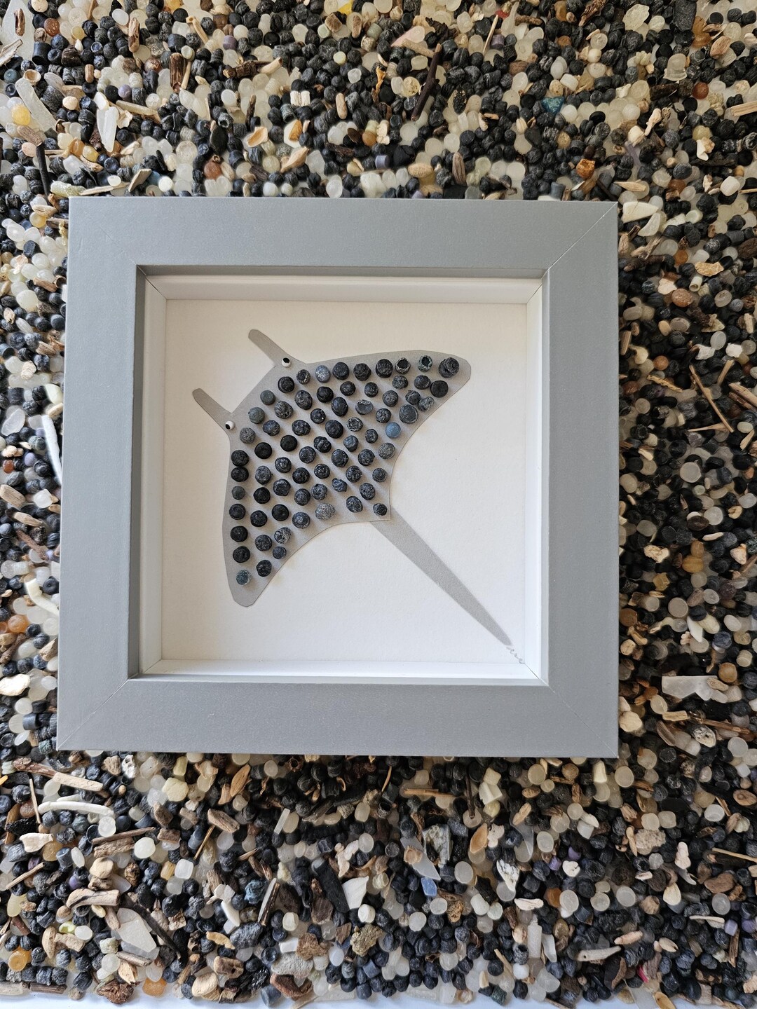 Manta Ray, Beach Plastic Ray, Nurdles and Biobeads, Micro-plastic Art ...
