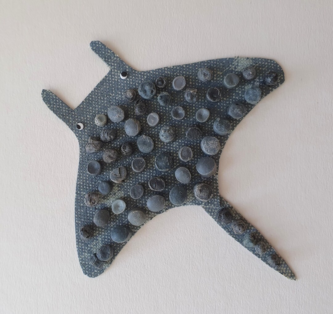 Manta Ray, Beach Plastic Ray, Nurdles and Biobeads, Micro-plastic Art ...