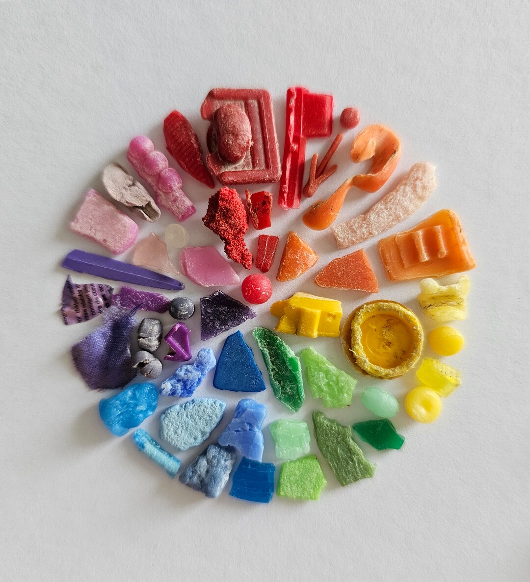 Mini Colour Wheel, Beach Plastic Art, Trash Art, Repurpose Art ...