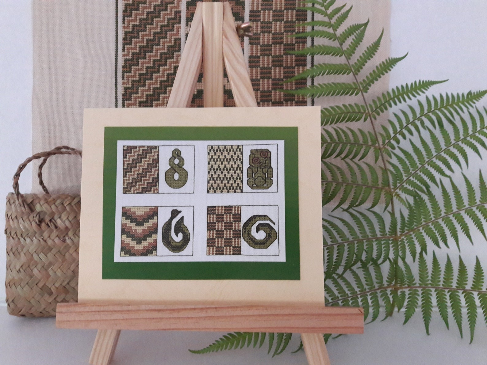 Greenstone Koru Cross Stitch Pattern: New Zealand Maori Designs ...