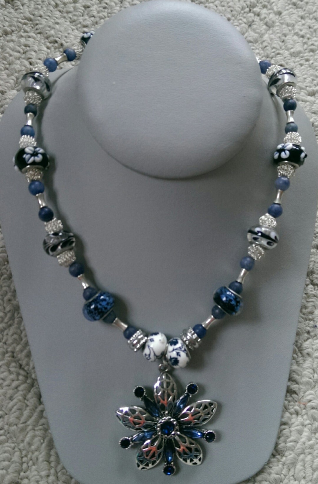 Navy Blue Silver Flower Pendant Necklace - Etsy
