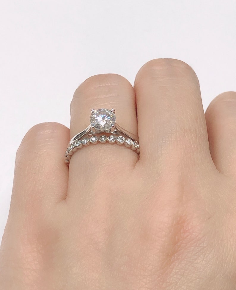 Round Engagement Ring Set in 14k White Gold Simple Wedding - Etsy