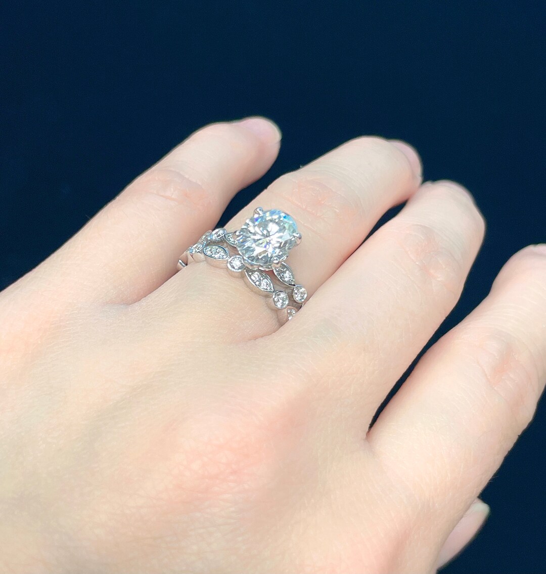 Oval Bridal Set in 14k White Gold, Oval Cut Engagement Ring Set ...