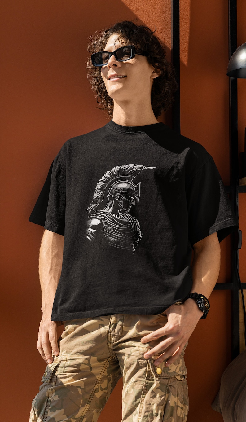 Spartan T-shirt Gladiator Warrior Emblem Spartacus Lady Fit Tee T Gift ...