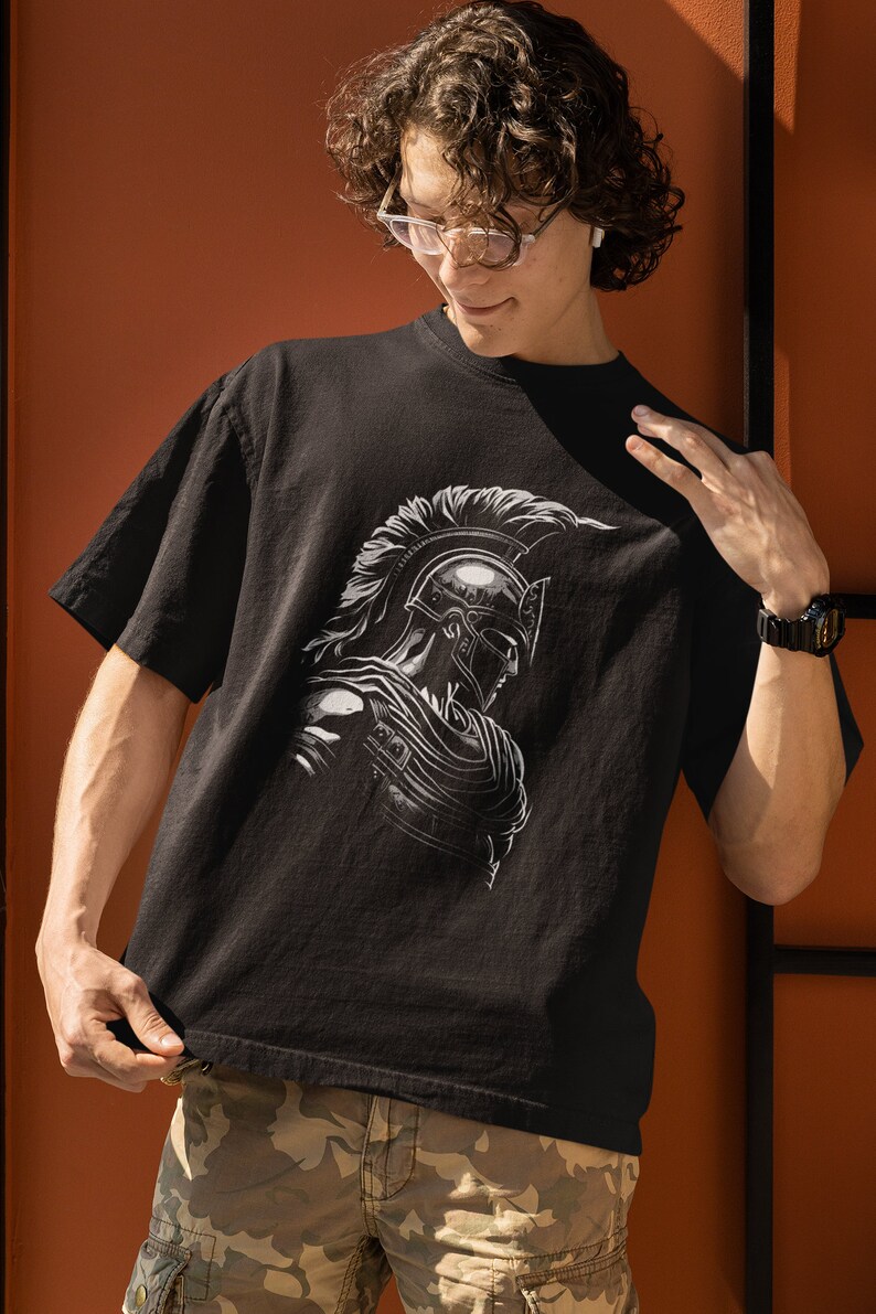 Spartan T-shirt Gladiator Warrior Emblem Spartacus Lady Fit Tee T Gift ...