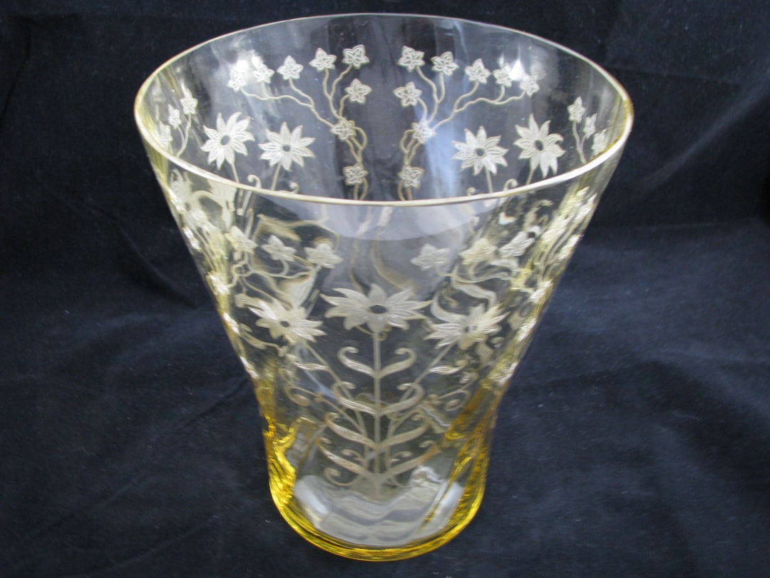FOSTORIA MANOR Pattern VASE Etch #286 Topaz Color Made 1931-43 7 1/4 ...