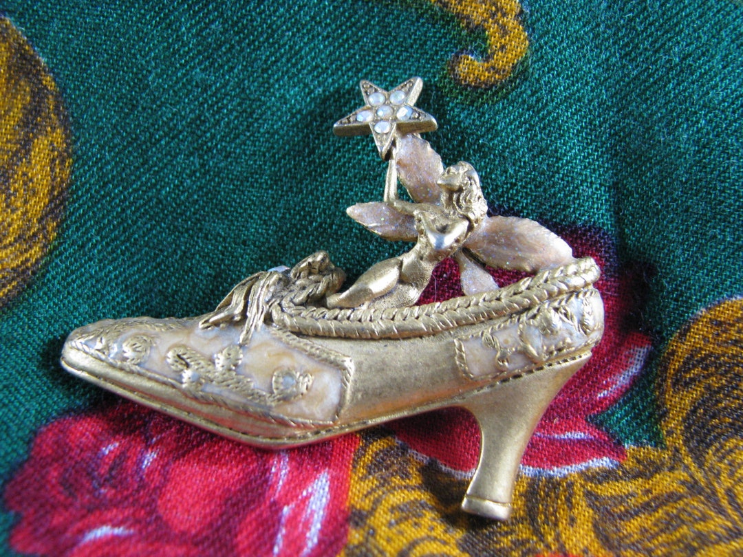 Rare Enameled Brooch Fairy Wand and Shoe Rhinestones Signed GCI 2 1/2 ...