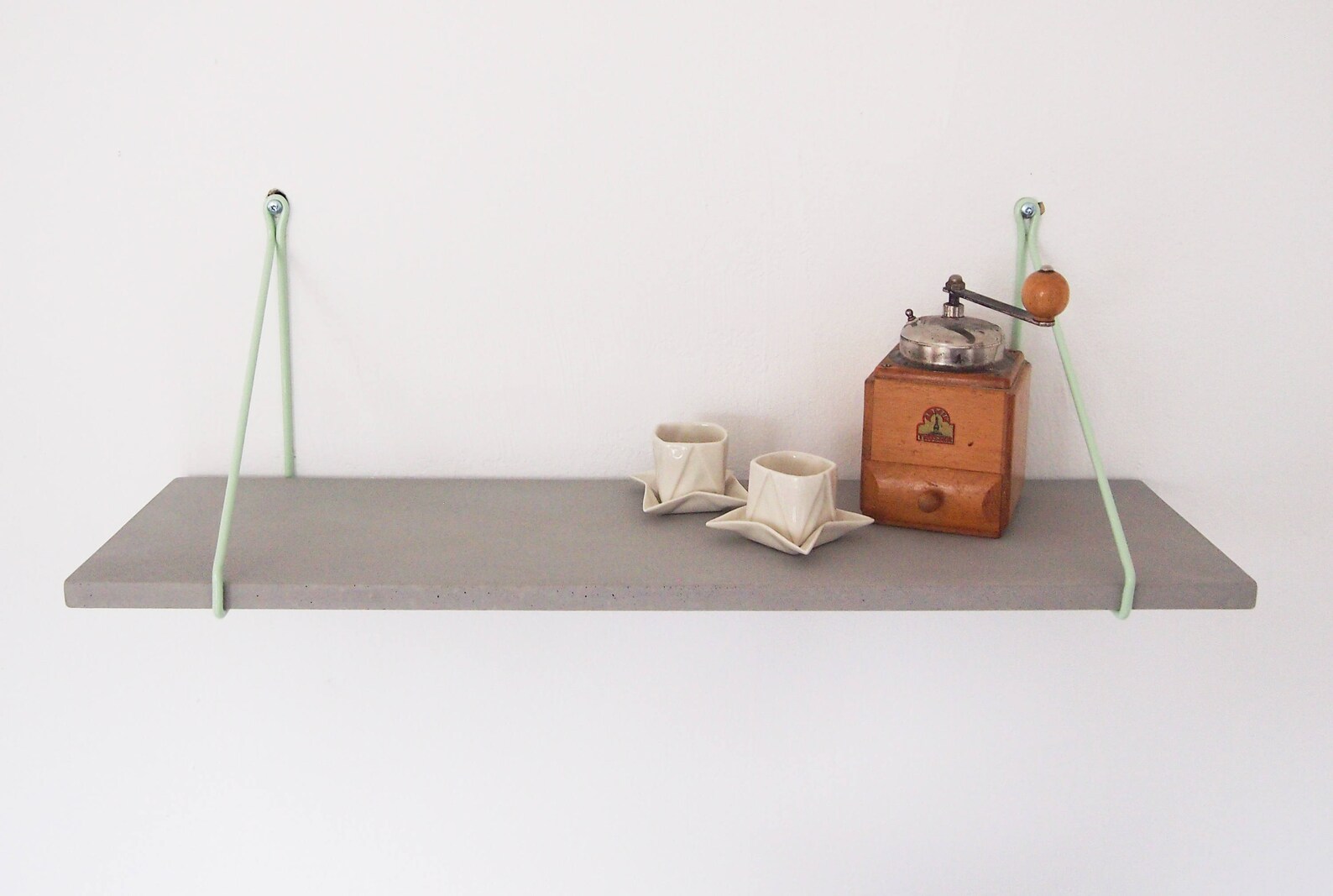 Uphangen Rack of a Handmade Concrete Shelf Held by Two Steel | Etsy