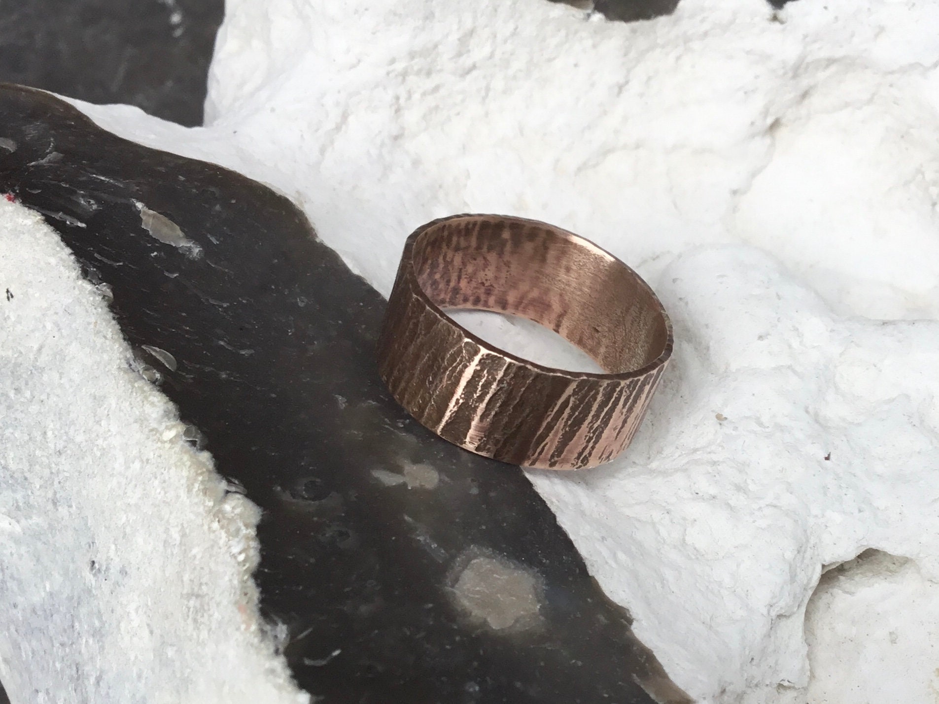 Holz struktur RingGehämmert Kupfer Ring Brutalist Kupfer | Etsy