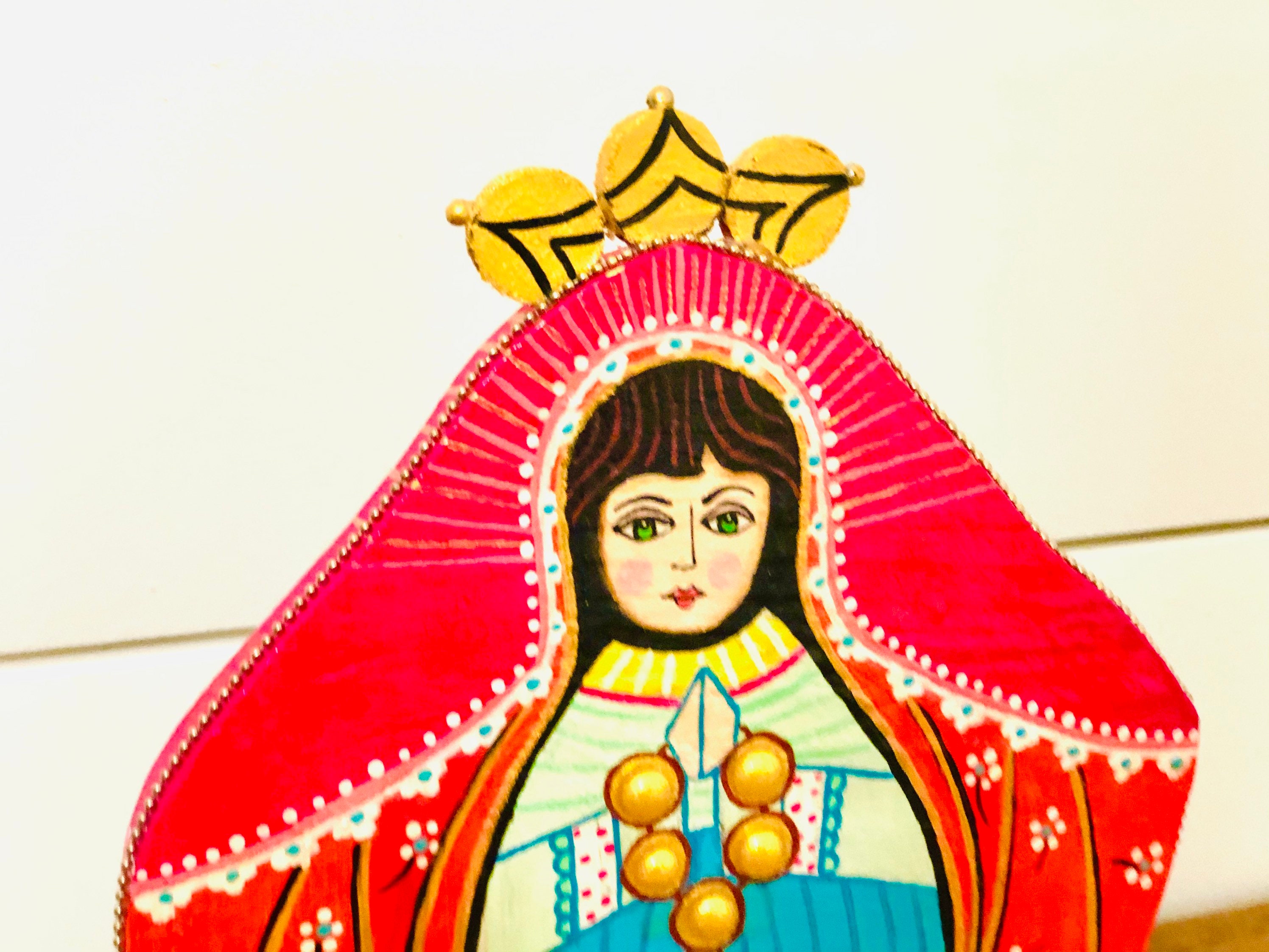 Virgen María. Talla de madera hecha a mano y pintada por - Etsy España