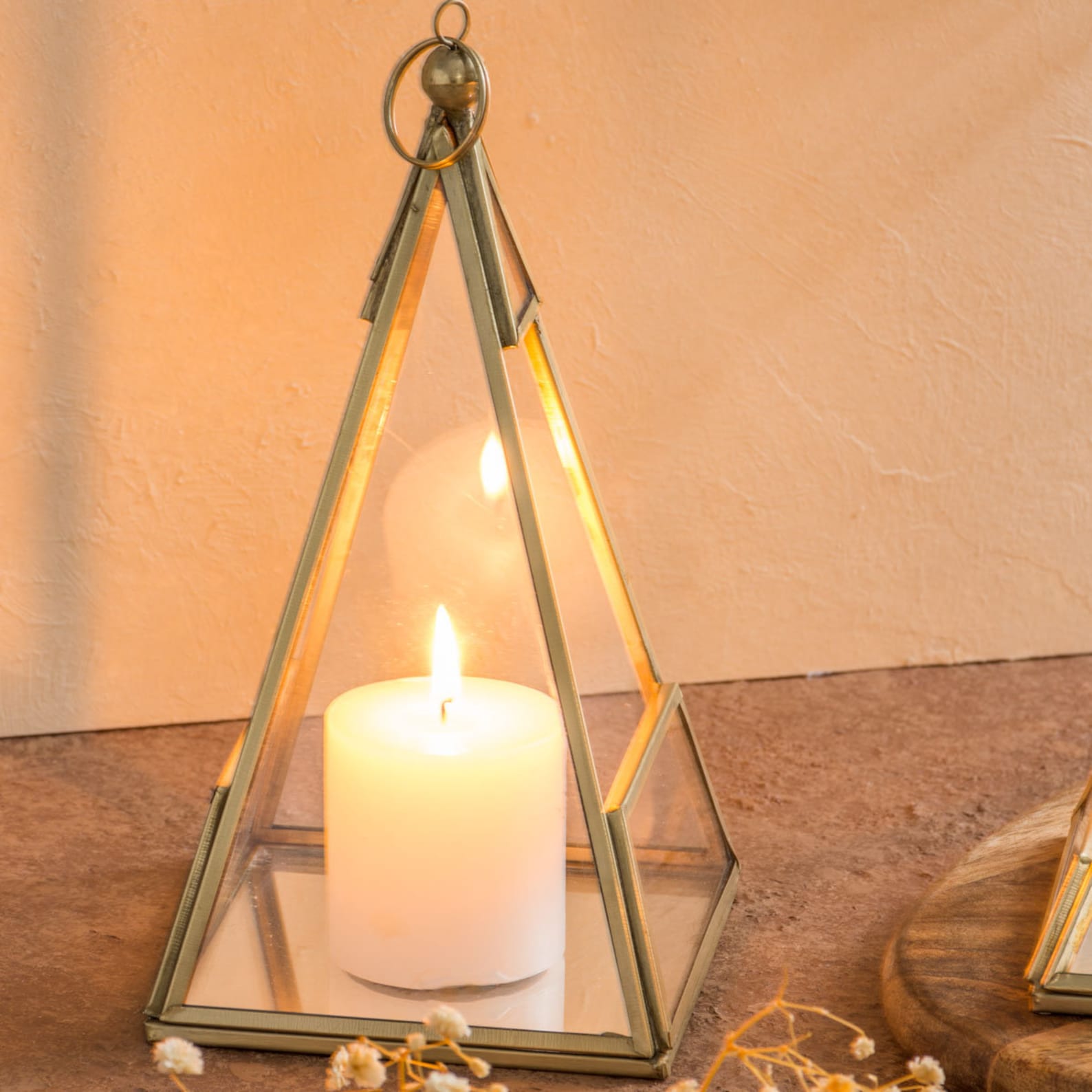 Candle Holder in Pyramid Shape / Festive Elegant Glass Table Decor for ...