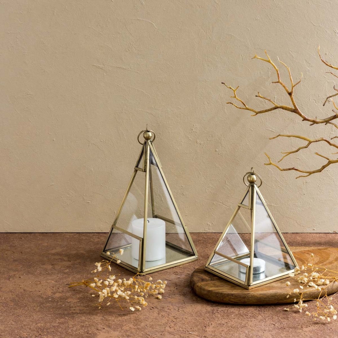 Candle Holder in Pyramid Shape / Festive Elegant Glass Table Decor for ...