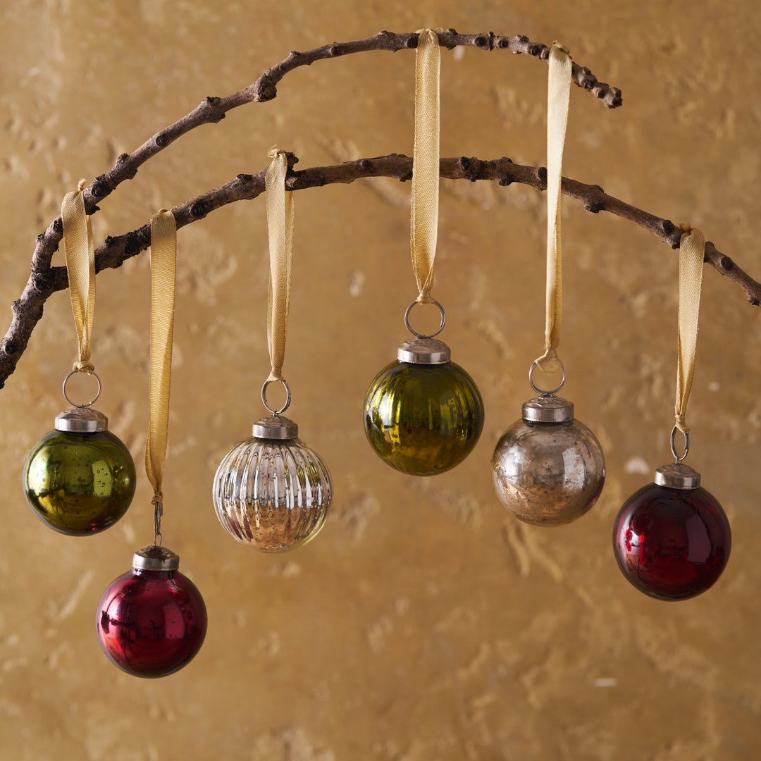 Set of 6 Vintage Style Glass Baubles 'rang' / Colour Mix Mini Tree ...