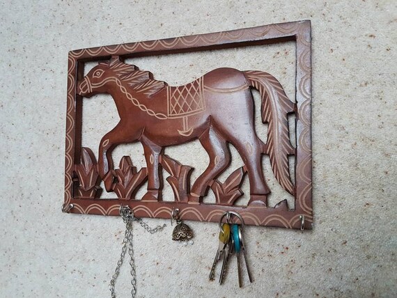 Horse-Design Wooden Hook Rack / Horse-Themed Decor / Key Rack | Etsy