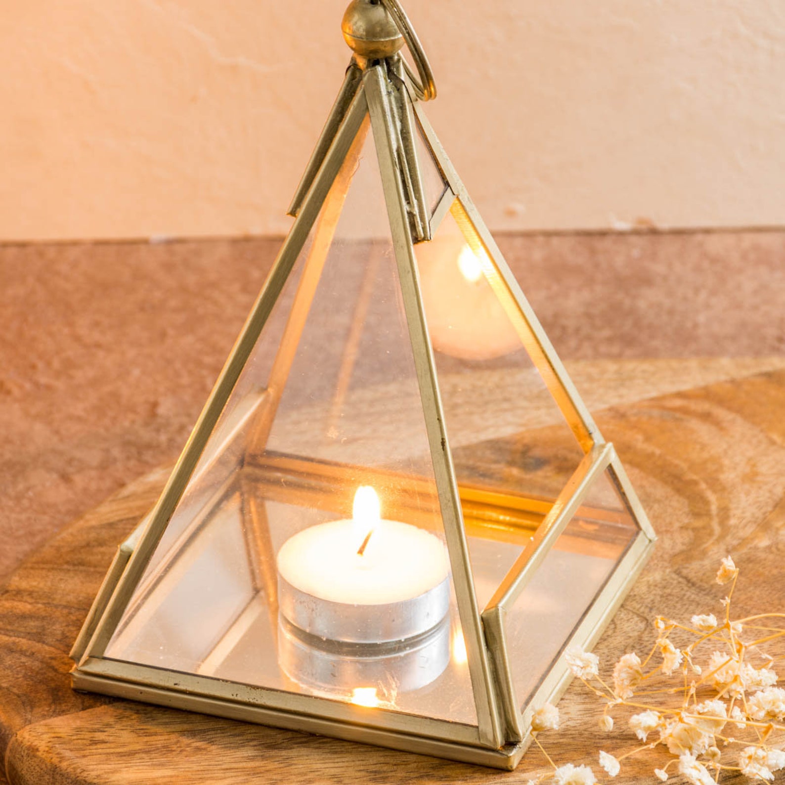 Candle Holder in Pyramid Shape / Festive Elegant Glass Table Decor for ...