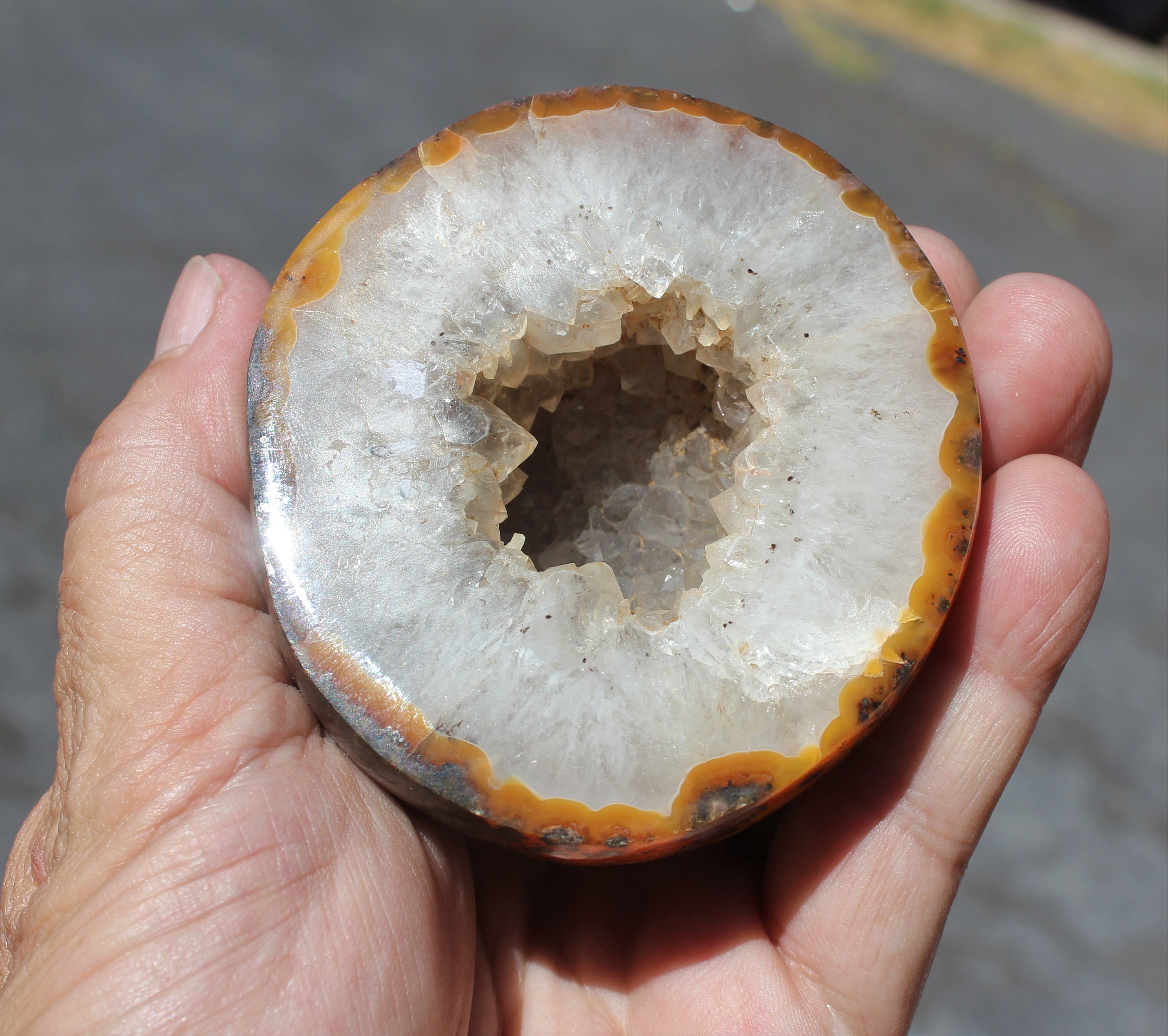 ZHANGUO RED AGATE Crystal Geode w / Wood Display Stand China - Etsy Canada