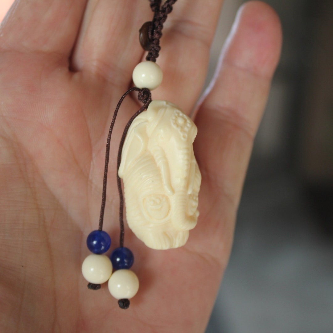 IVORY NUT ELEPHANT Keychain Carved Vegetable Tagua Nut - Etsy