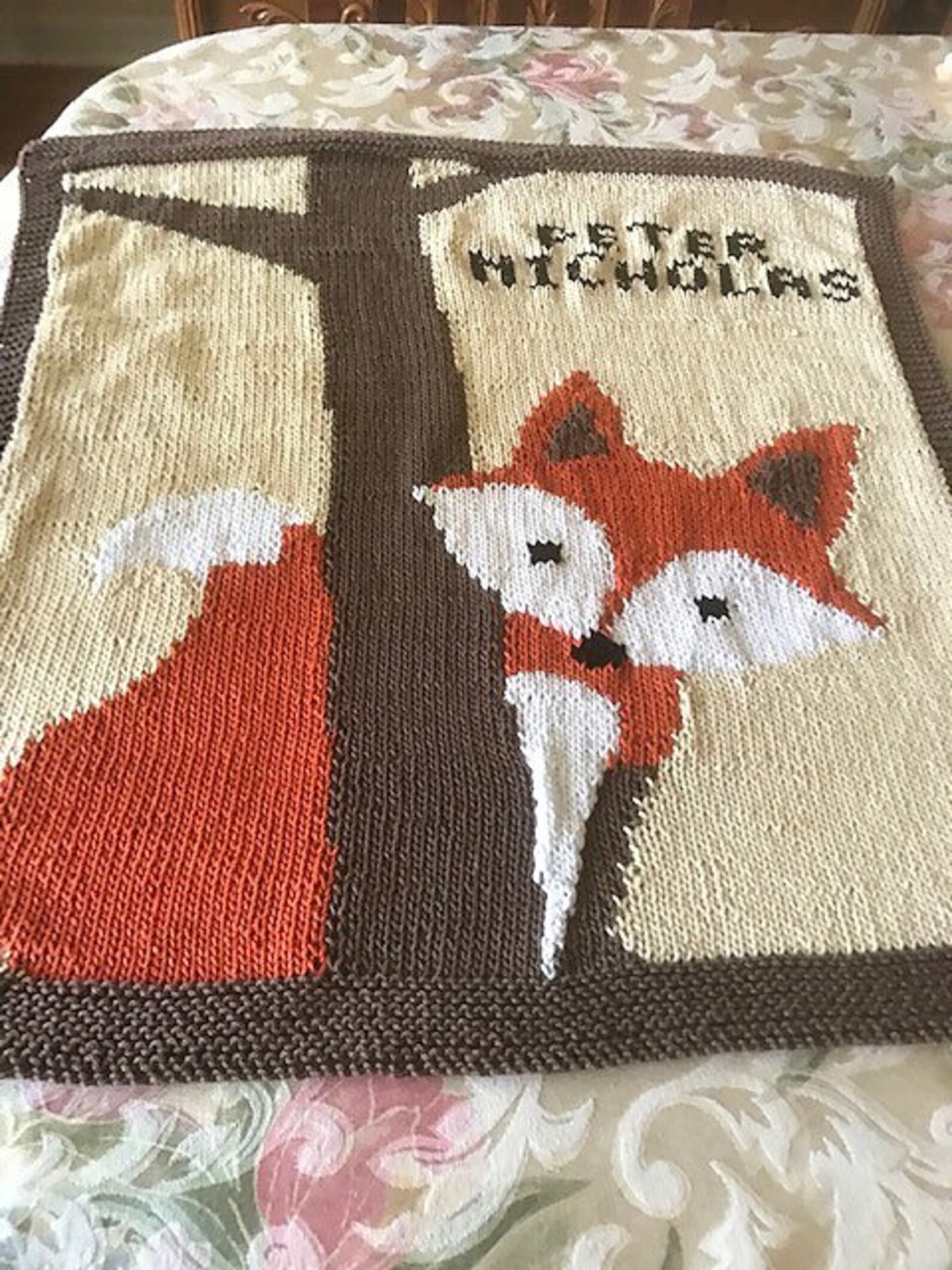 PDF knitting pattern blanket in intarsia for baby design fox | Etsy