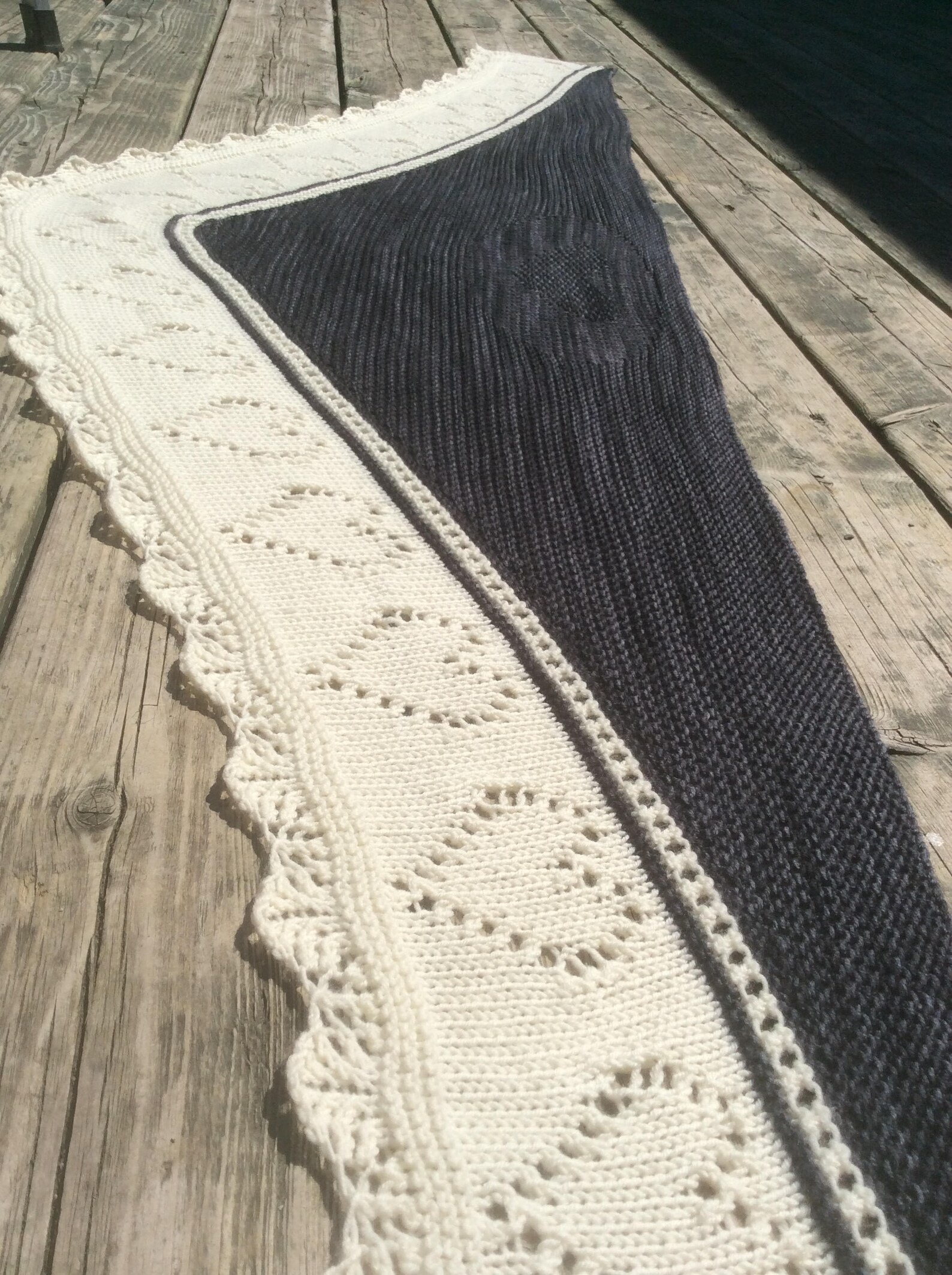 PDF Knitting Pattern Bicolor Shawl With Hearts Design - Etsy