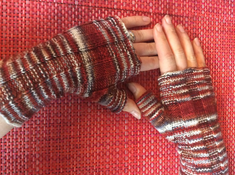 Easy Fingering Weight Fingerless Mitts Knitting Pattern PDF Download - Etsy