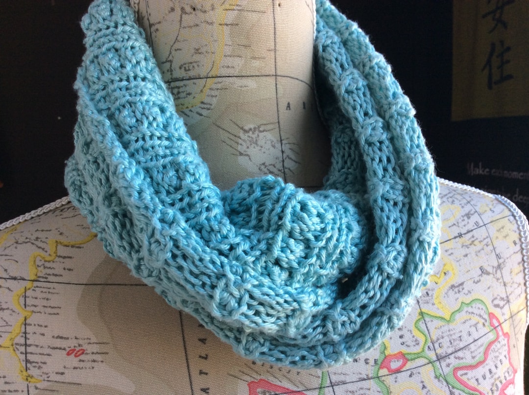 Little Shell Cowl Knitting Pattern PDF Download - Etsy