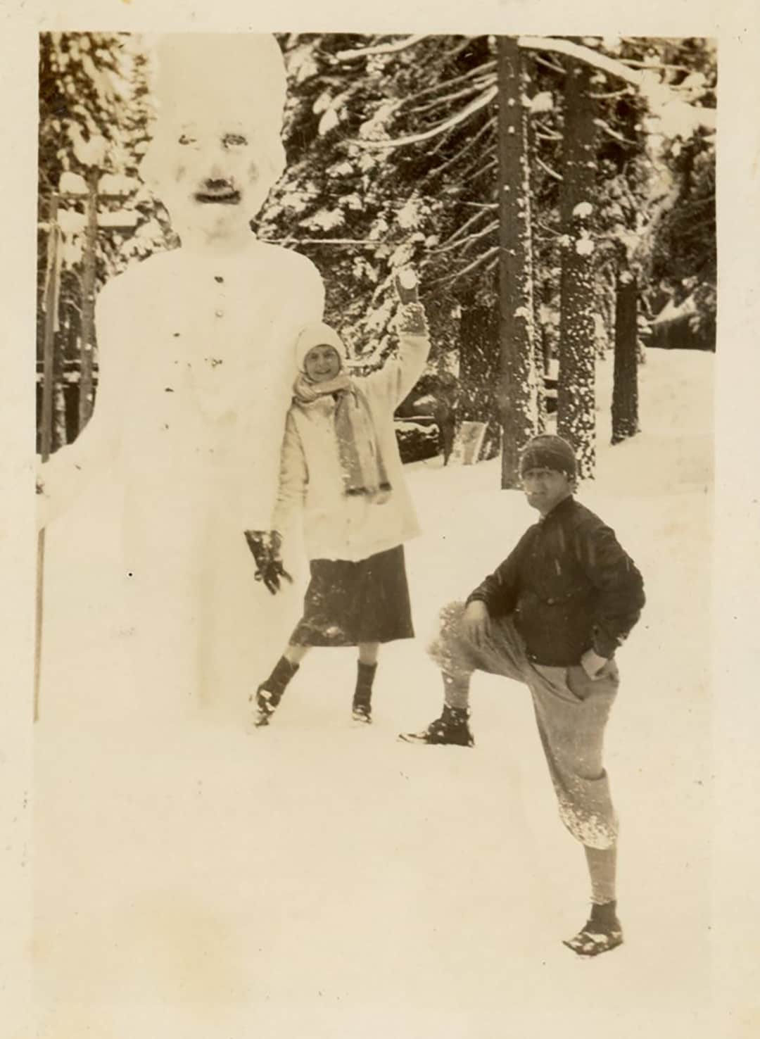 1920s Funny Photo AMAZING GIANT SNOWMAN Incredible Vintage Photograph ...