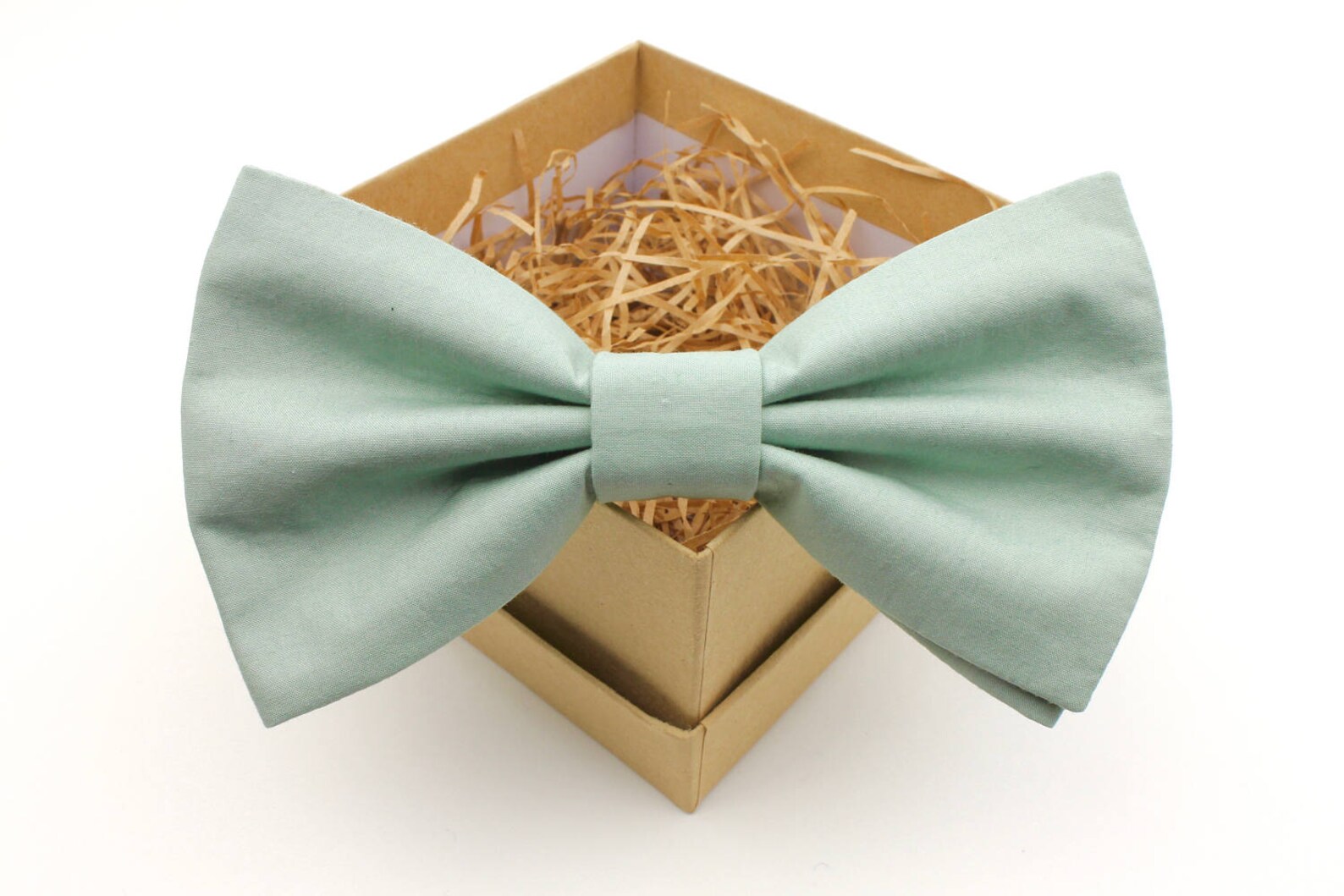 Light Sage Green Bow Tie - Mens Pre-tied Bow Tie - Womens Pre-tied Bow ...