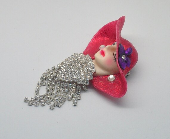 Large Vintage Figural Red Hat Lady rhinestone waterfa… - Gem