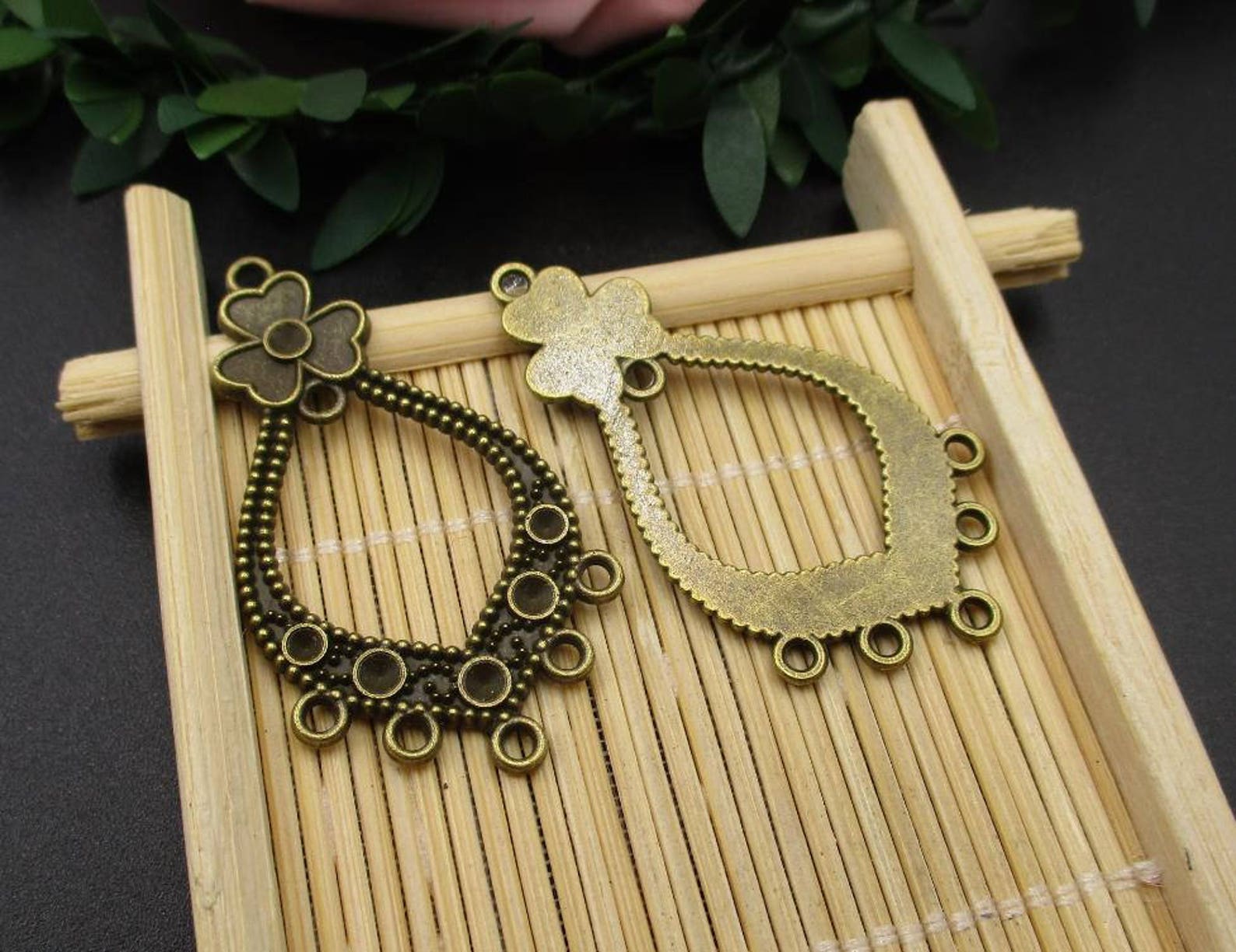 10pcs 42x22mm Bronze Necklace Connecting Pendants,1 to 5 Loops-p1954-a ...