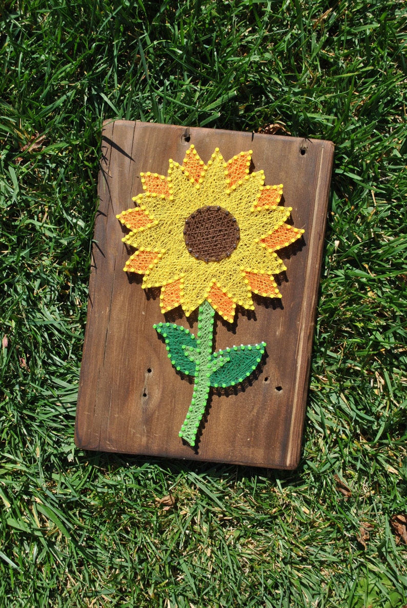 Sunflower// Flower// Spring// Floral// String Art// Handmade// | Etsy
