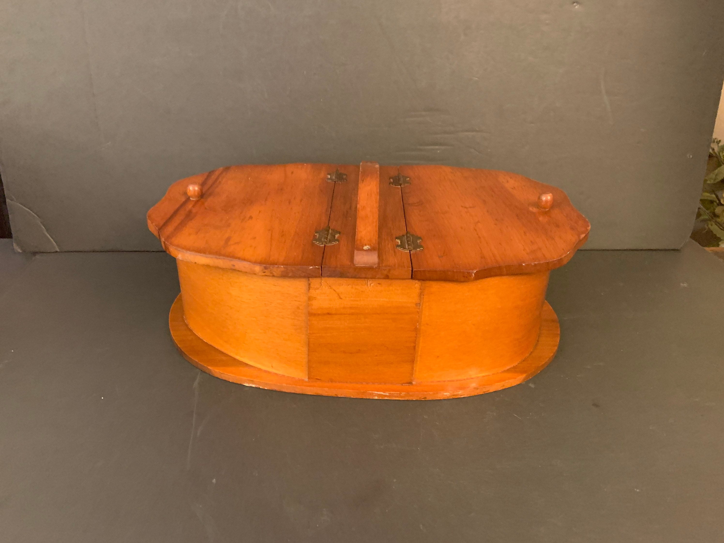 Vintage Wood Sewing Box Thread Lid Handle Oval Scalloped Edge - Etsy