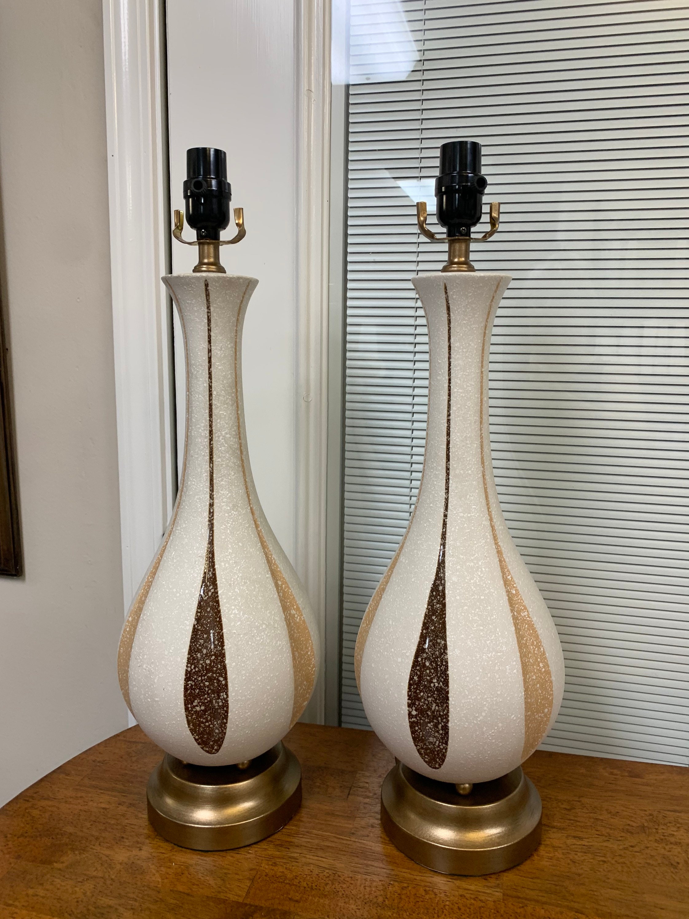 Pair MCM Atomic Table Lamps Plaster Teardrop Splatter Pottery Ceramic ...