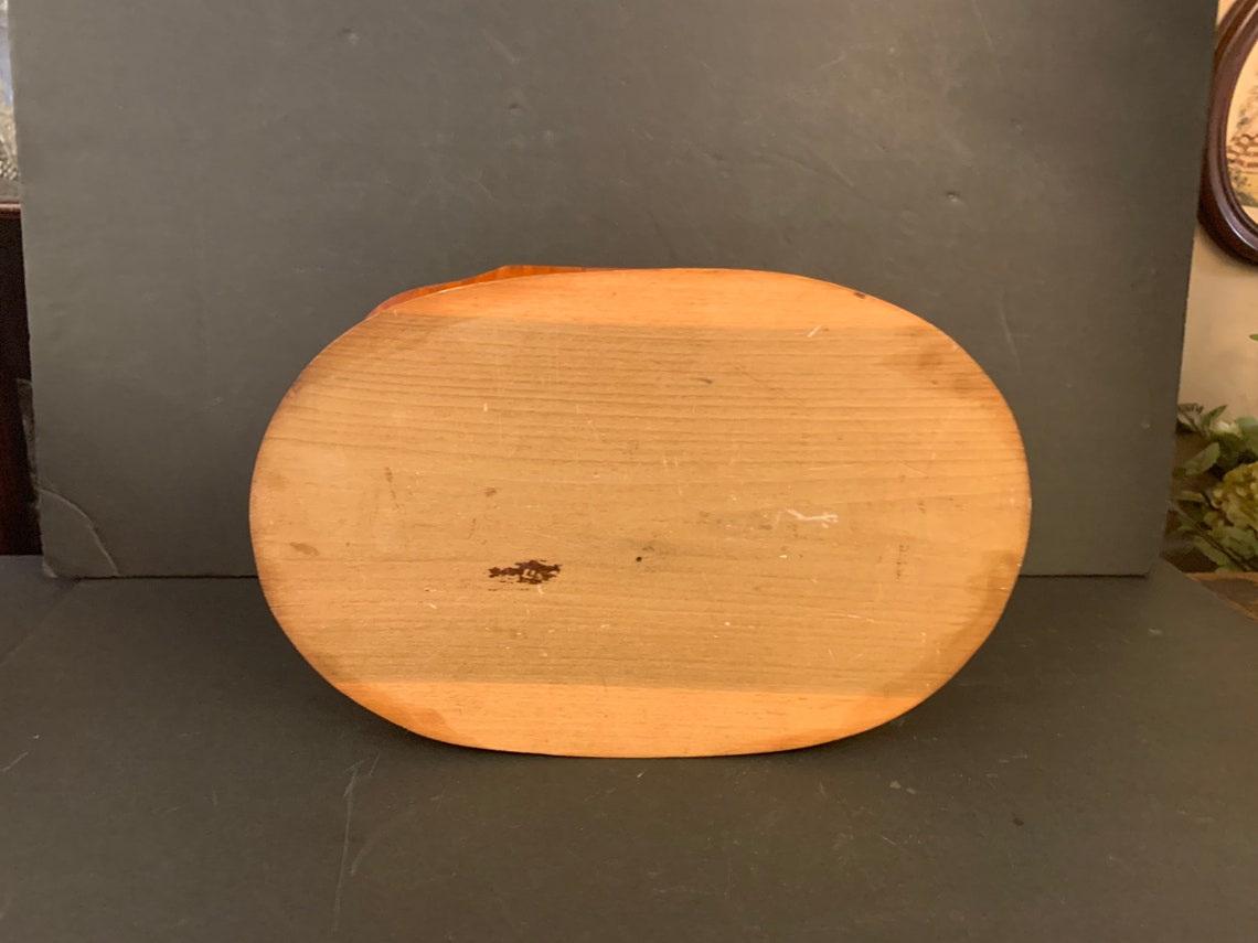 Vintage Wood Sewing Box Thread Lid Handle Oval Scalloped Edge - Etsy