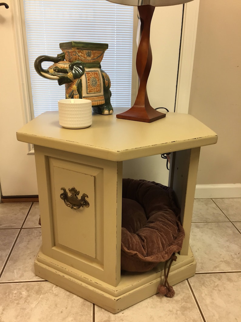 Vintage Wood Side End Table Dog/pet Bed Hand Painted Hexagon Nightstand ...