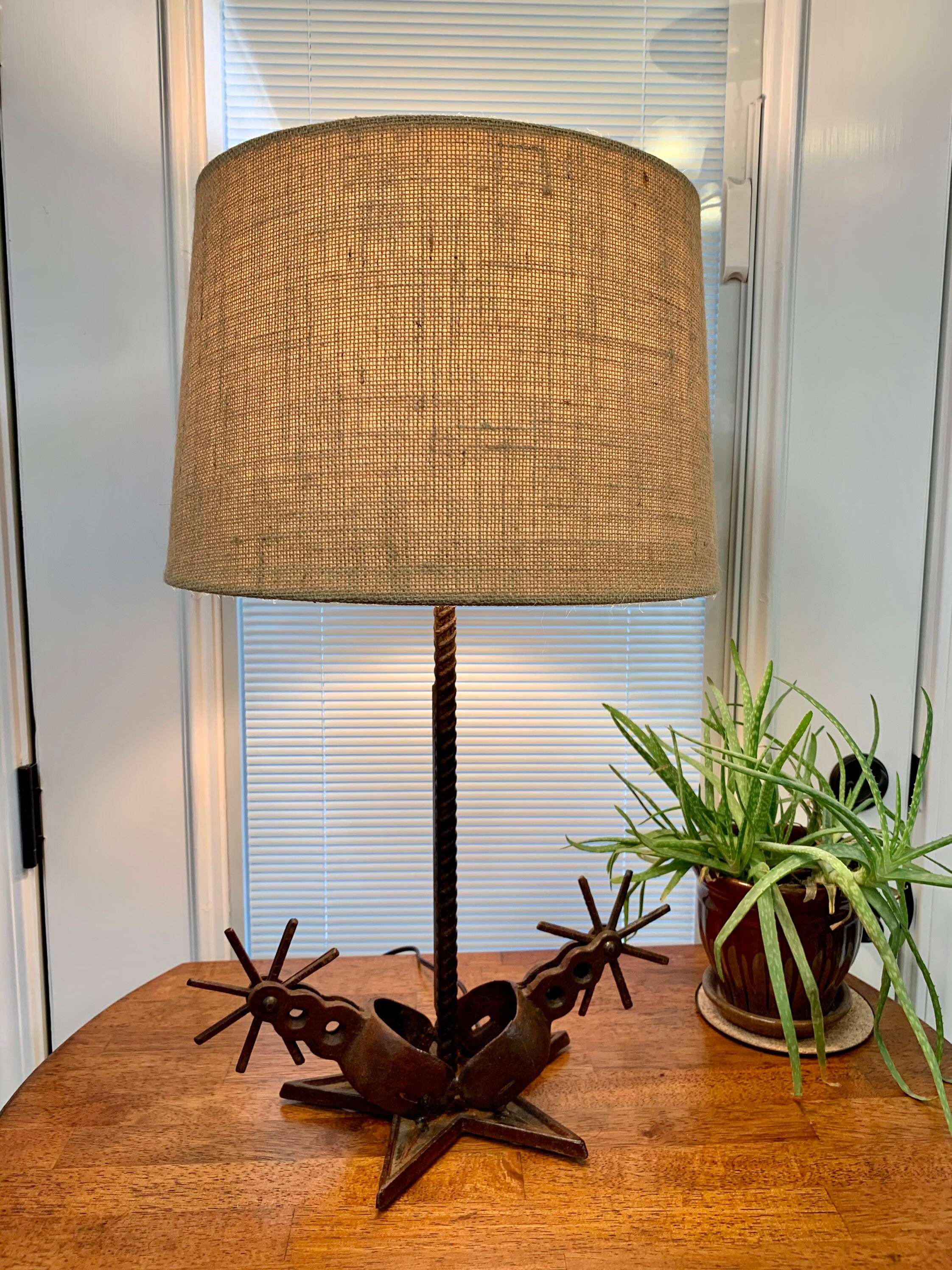 Vintage Rustic Iron Spur Rebar Table Lamp Western Cowboy Texas Star ...