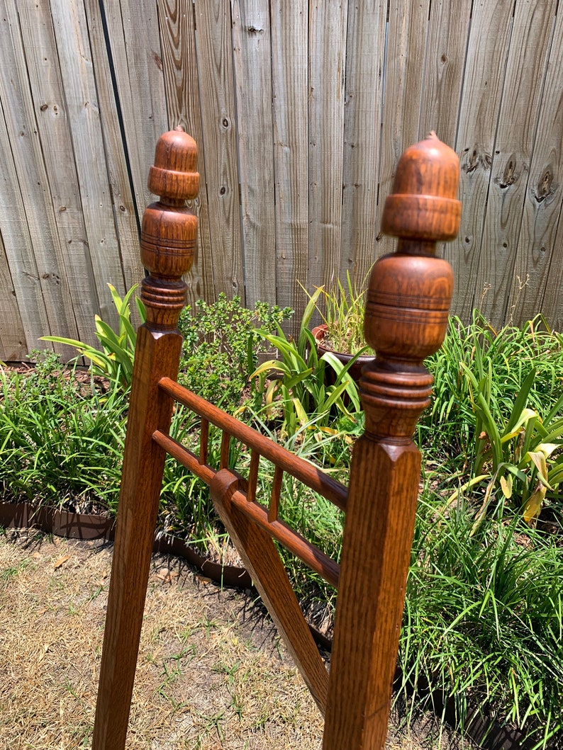 Antique Tiger Oak Floor Easel Art Portrait Wood Arts and Crafts ...