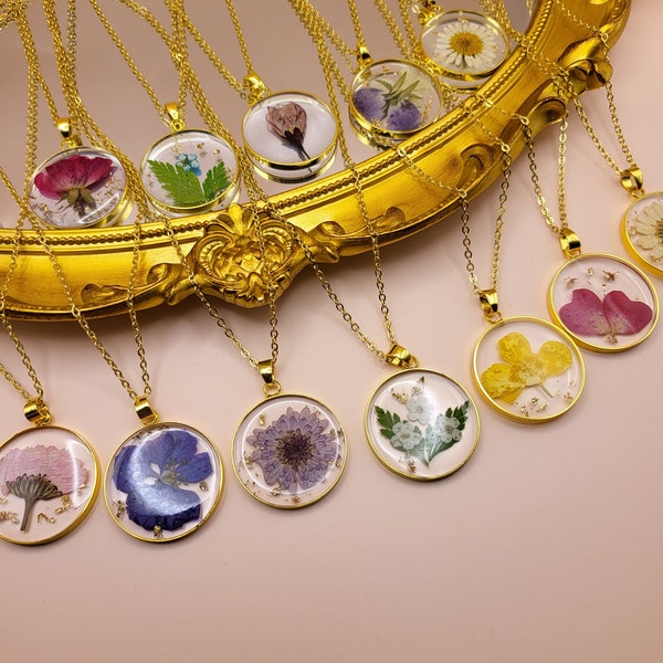 Real Flower Necklace - Etsy