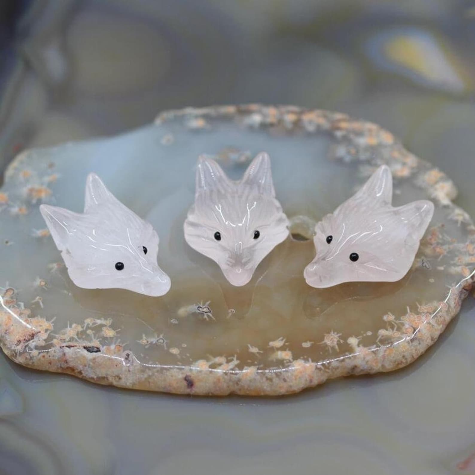 7 Stones ChoiceCarved Fox Head PendantsFlash Labradorite | Etsy