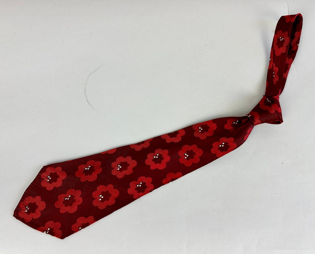 1930s Popping Poppies Necktie | Vintage 40s Ox Blood Red and Crimson ...