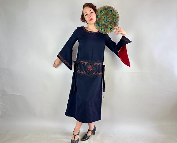 1920s Visceral Vamp Frock | Vintage 20s Black Wool Dr… - Gem