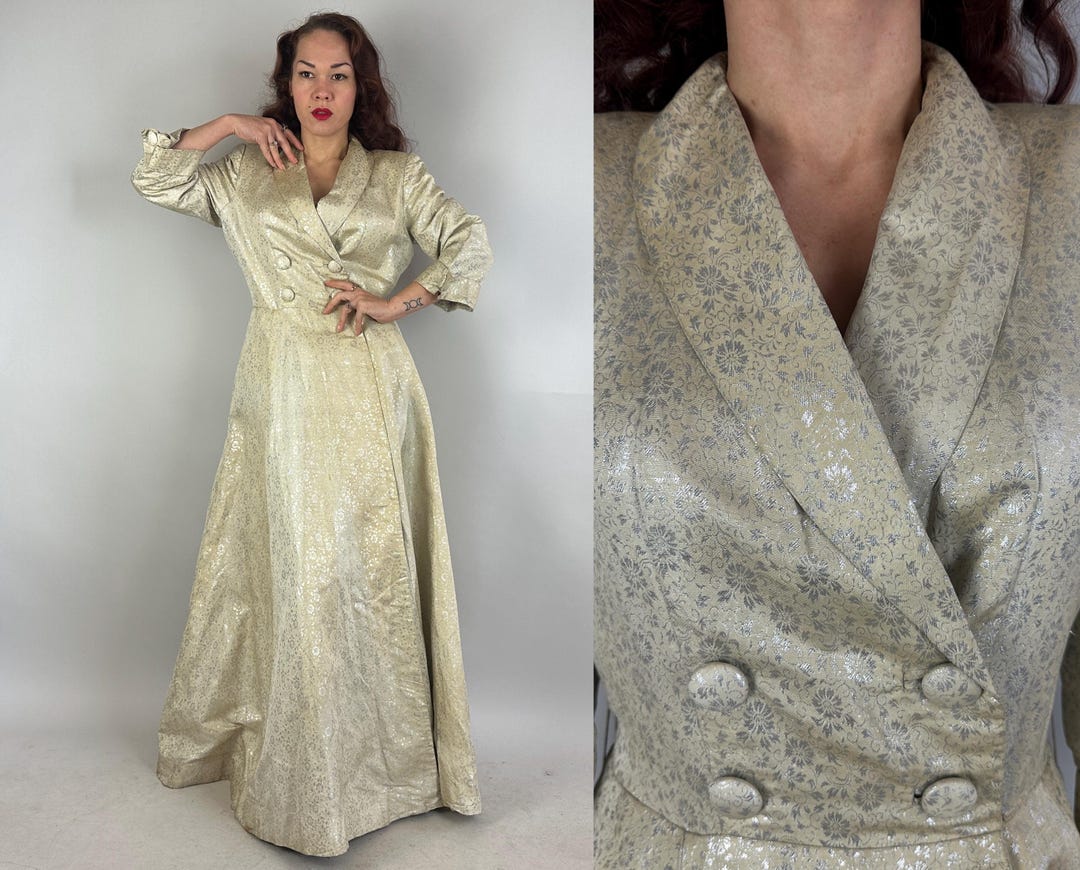 1940s Silver Starlet Dressing Gown | Vintage 40s Ivory and Metallic ...