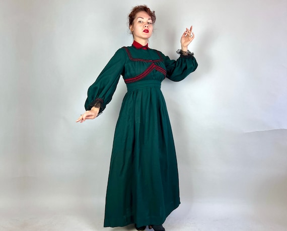 1800s Christmas Carol Dress | Antique Vintage Victori… - Gem