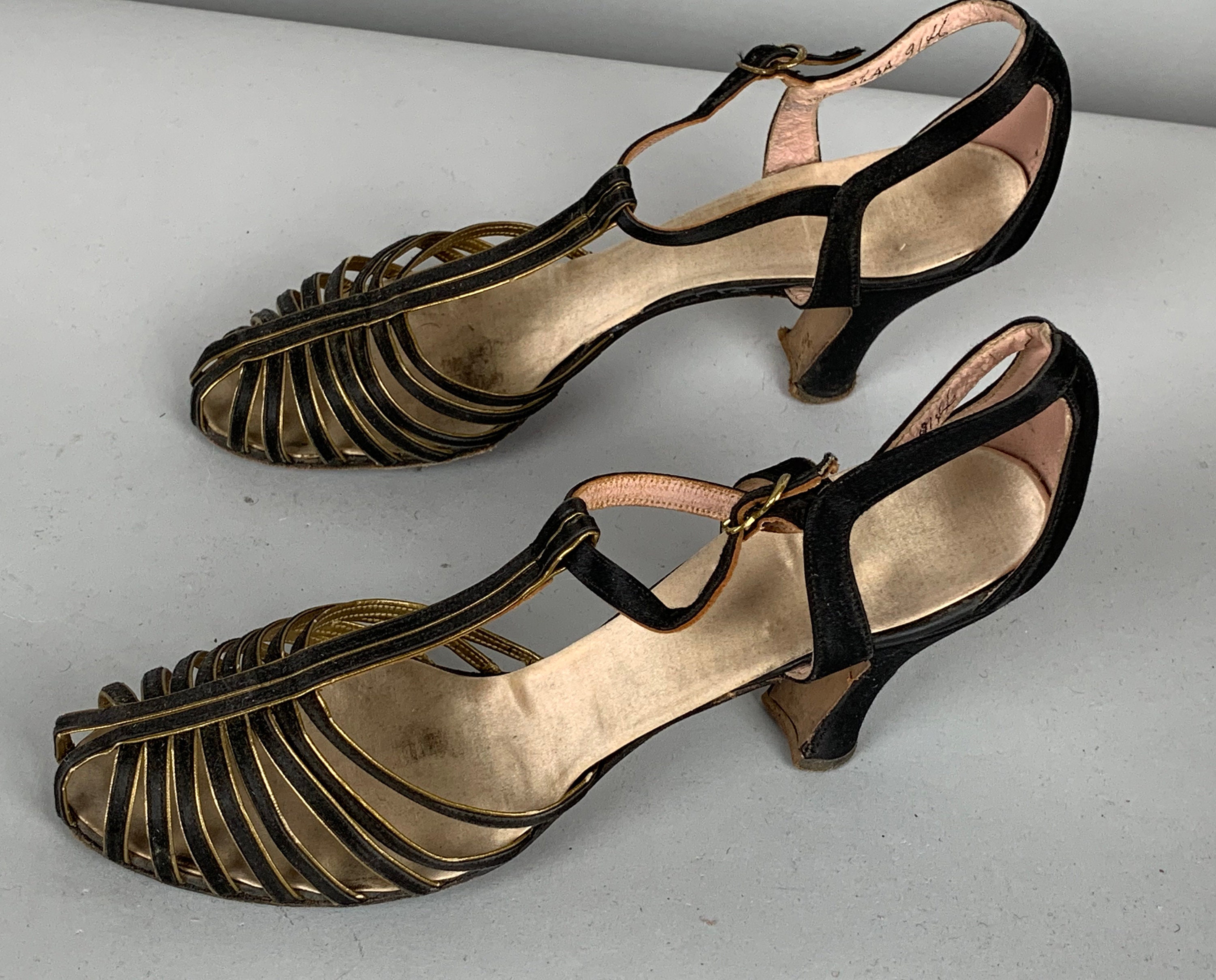 1940s Glamorous T-Strap Heels | Vintage 40s Evening Cocktail Strappy ...